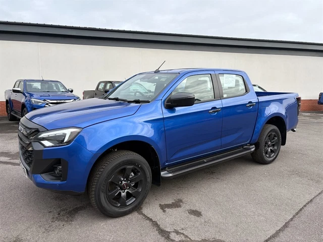 2025 ISUZU D-MAX 1.9 V-Cross Double Cab 4x4 Auto PICK UP DIESEL ...