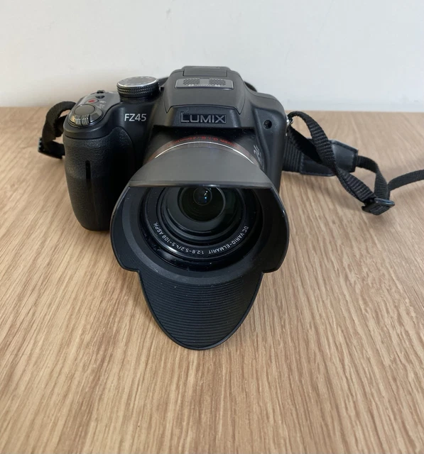 PANASONIC LUMIX DMC-FZ45 14.1MP Digital Bridge Camera 24x Zoom -READ ...