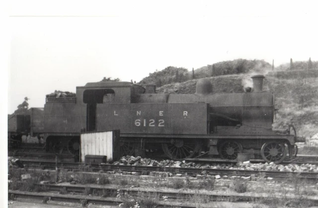 RAIL PHOTO LNER GCR 442t C13 6122 Felixstowe shed Suffok GER £2.49 ...