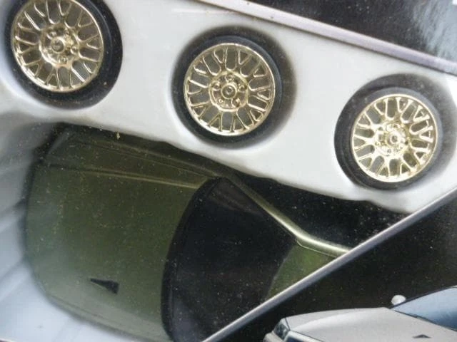 TOMYTEC AERO RC R34 Skyline GT-R Special of manufacturer's paint £116. ...