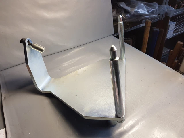 ORIGINAL VW AUDI T10359 Spezialwerkzeug Motorhalter Rechnung Mwst. EUR ...