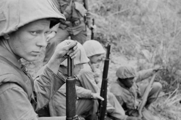 SOLDIERS OF THE US Army in Korea during the Korean War 1951 Old Photo 2 ...
