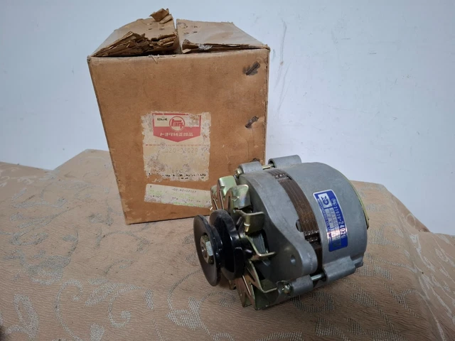 NOS GENUINE TOYOTA トヨタ Alternator 12V Publica Kp30 Kp36 Corolla Ke20 ...