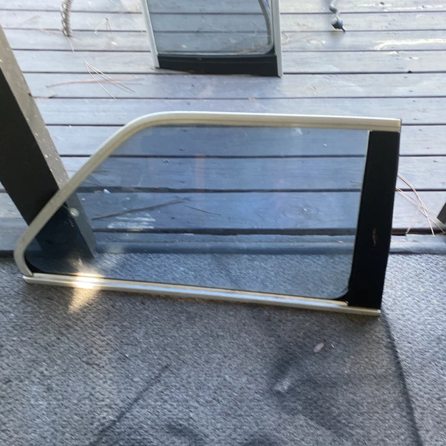 BMW E30 COUPE Pop Out Rear Window Passenger Side EUR 60,80 - PicClick FR