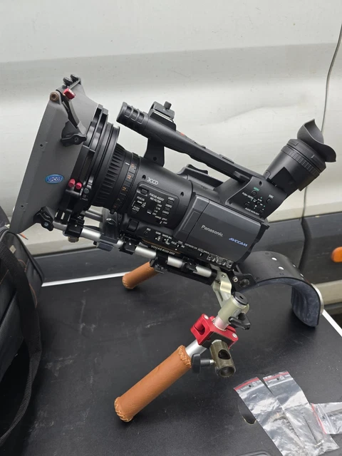 PANASONIC AG-HMC151E AVCCAM 3CCD Camcorder w/ 2 Batteries and Extras £ ...