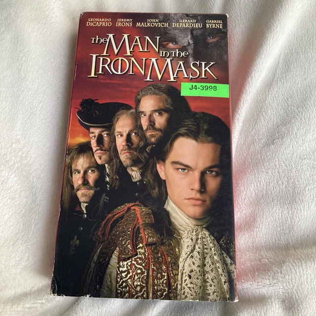 THE MAN IN The Iron Mask VHS Staring Leonardo DiCaprio & Jeremy Irons ...