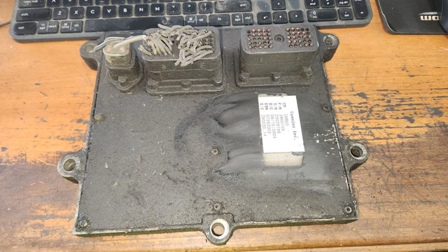 2004 CUMMINS ISB Diesel Engine Control Module ECM ECU 3965159 CM850 ...