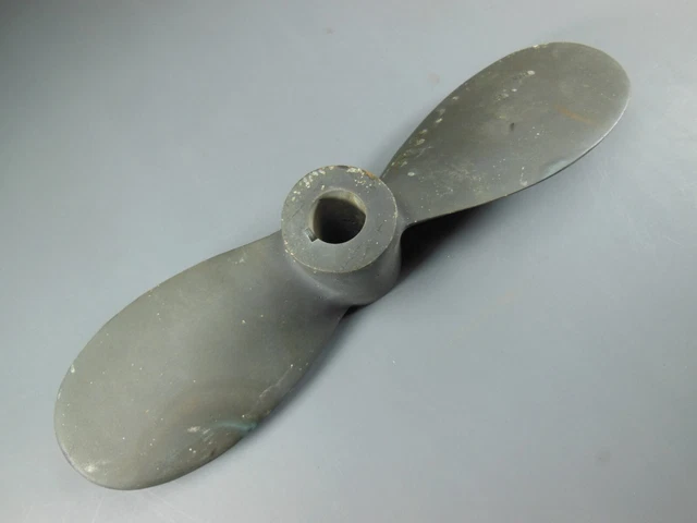 SAILBOAT PROPELLER 13 x 8 2 blade Sailor Left hand 1" shaft, Martec ...