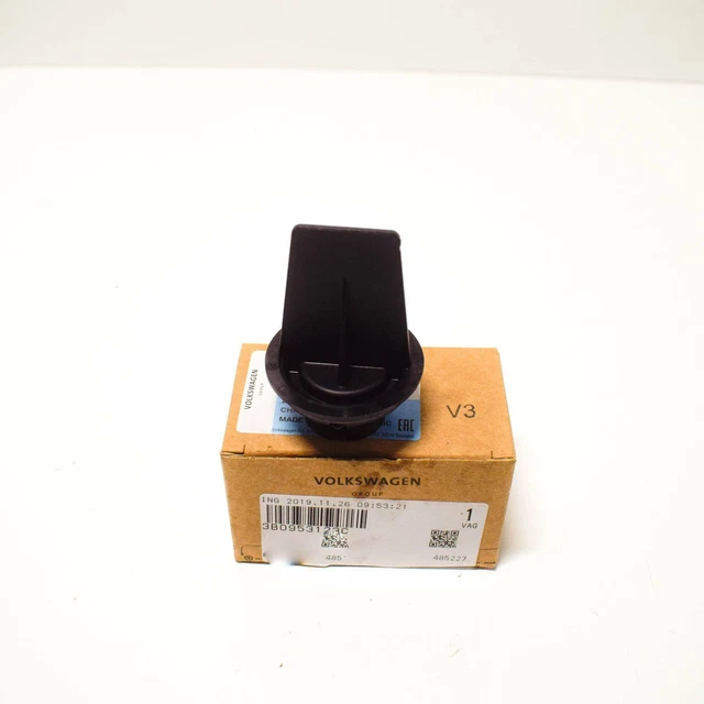 OEM VW PASSAT Variant B5 Bulb Holder Socket 3B0953123C Genuine £14.60 ...