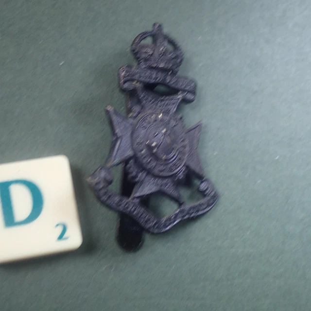 CAP BADGE. 21ST County of London Battalion ( First Surrey Rifles ) EUR ...