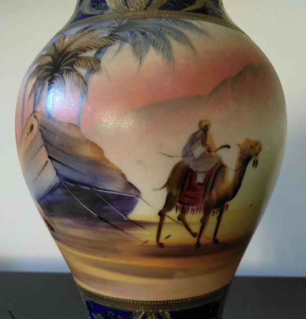 NORITAKE TAISHO PERIOD Hand Painted Desert Scenery Porcelain Vase c ...