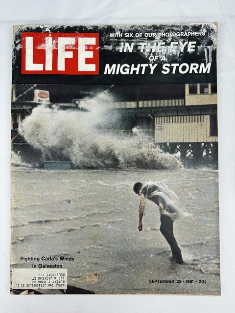 LIFE MAGAZINE SEPTEMBER 22 1961 Hurricane Carla Coverage Galveston VTG ...