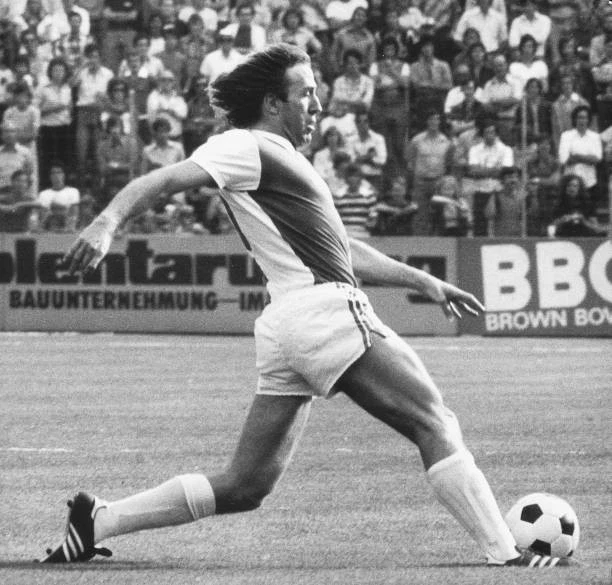 GUNTER NETZER GC 1970s Historic Old Swiss - German Photo $9.00 ...