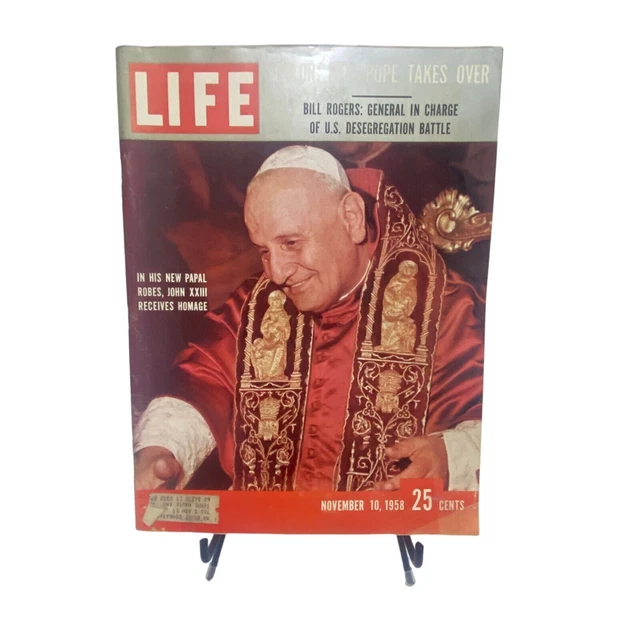 LIFE MAGAZINE NOVEMBER 10 1958 Pope John XXIII Takes Over Catholic ...