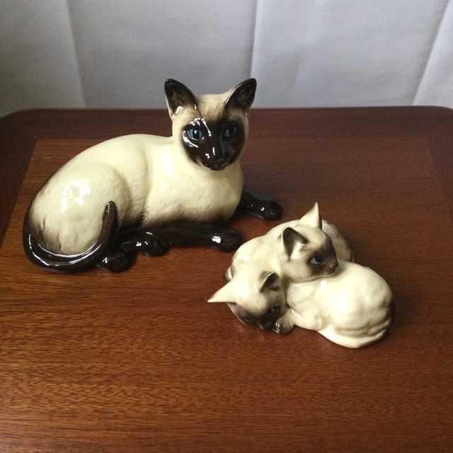 VINTAGE ROYAL DOULTON Cat 1559 and Kittens 1296 in original boxes £31. ...