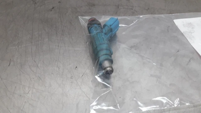 INJECTEUR TOYOTA COROLLA Verso (R10/11) 2004 0280156242 / 232500D060 ...