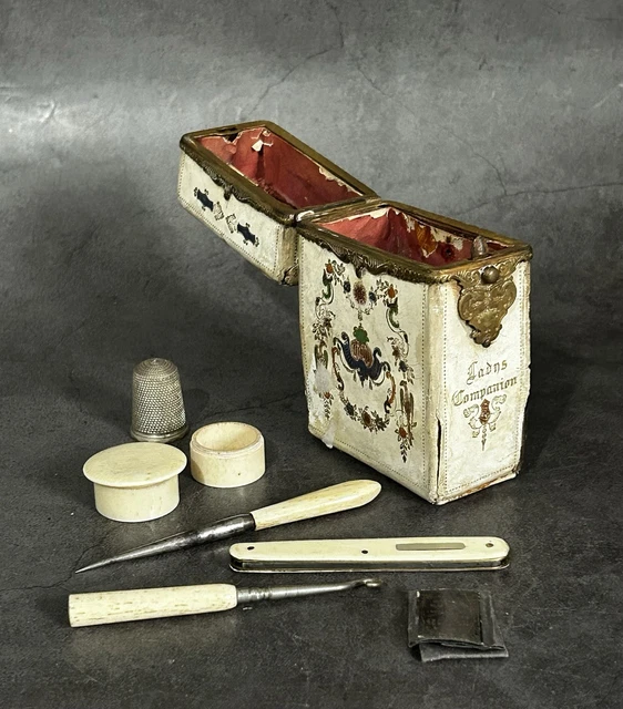 ANTIQUE ETUI LADIES Companion Sewing Vanity Tool Case Tavel Box ...