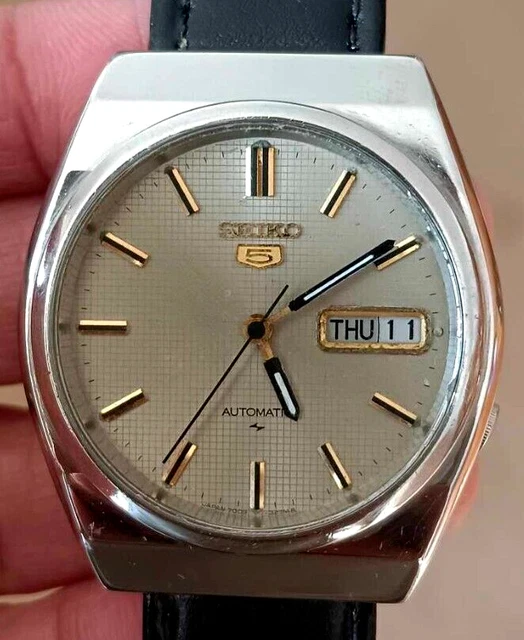 PRE-OWNED VINTAGE SEIKO 5 Grey dial Cal 7009 automatic men day date £32.00 - PicClick UK