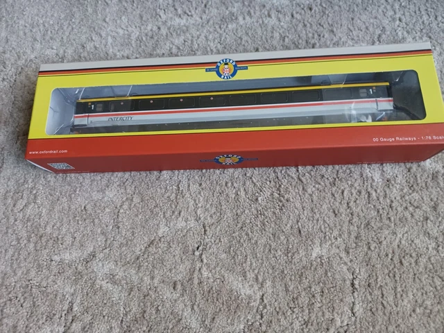 OXFORD RAIL OR763FO002 BR MK3a FO Inter-City Coach Swallow Livery 11008 ...
