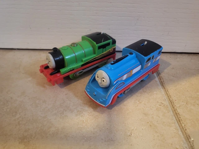 TRACKMASTER MOTORIZED THOMAS - Racing Fast Thomas and Percy from the ...