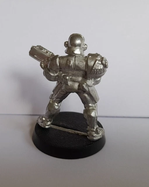WARHAMMER 40K ADEPTUS Arbite With Shotgun Necromunda Classic Metal 1992 ...