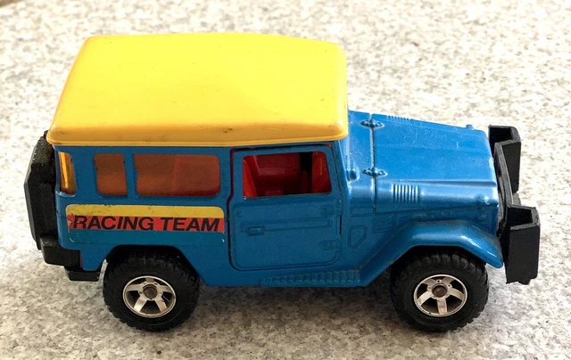 MAJORETTE . TOYOTA Land Cruiser . Ech 1:36 EUR 3,00 - PicClick FR