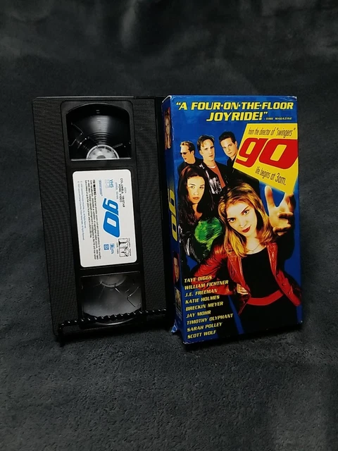 GO-VHS TAPE-SONY PICTURES-1999-R-COMEDY-VINTAGE-RARE Cult Classic £6.37 ...