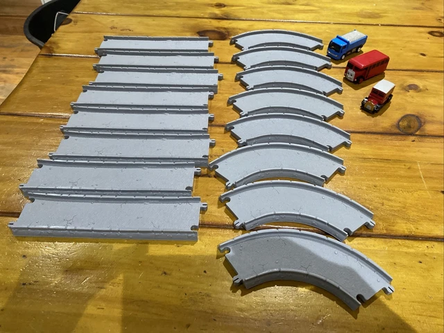 THOMAS TRACKMASTER GREY Road Track And Cars £8.00 - PicClick UK