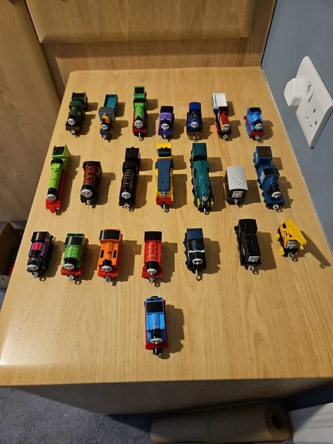 THOMAS THE TANK Engine Die Cast Bundle 30 Items - 22 Trains some with ...