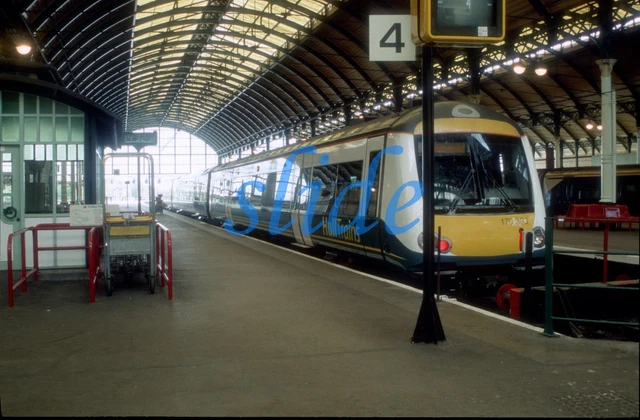 BRITISH RAIL DIESEL Multiple Unit Sprinter Dmu 170393 Hull Trains2004 ...