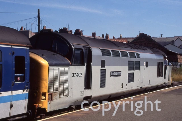 ORIGINAL DIESEL RAILWAY 35mm Slide 37402 Llandudno Jct 1223 Bangor ...