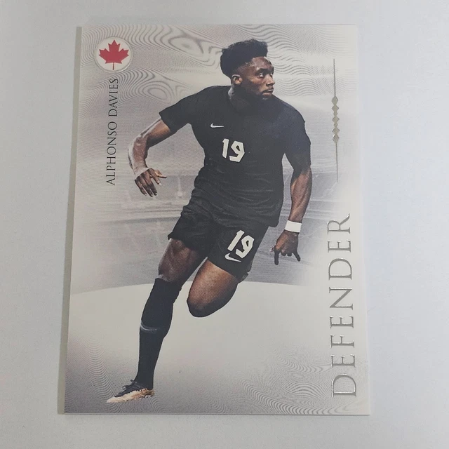 2023 24 FUTERA Unique Nostalgie Alphonso Davies Argent Defender 40/69 ...