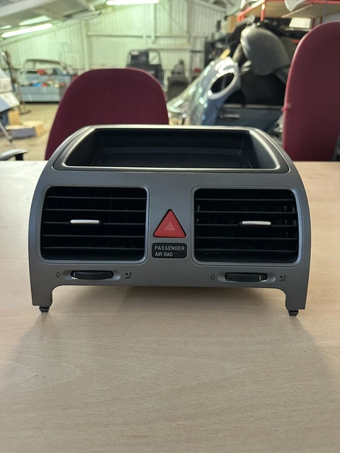 VW GOLF MK5 middle dash insert with hazed button and heater vents 05/08 ...