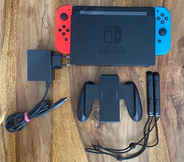 CONSOLE NINTENDO SWITCH 32 GB con Joy Con blu rosso ottime condizioni ...