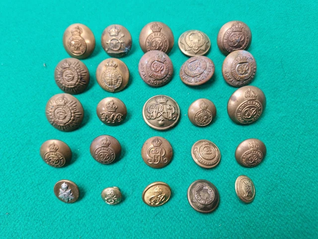 JOB LOT BUNDLE 25 x Vintage WW2 British Army Military Uniform Buttons £ ...