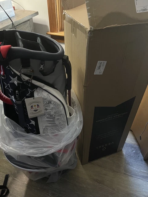 SWAG OFFICIAL 2025 U.S. Ryder Cup Team Stand Golf Bag In Hand, Ship ...