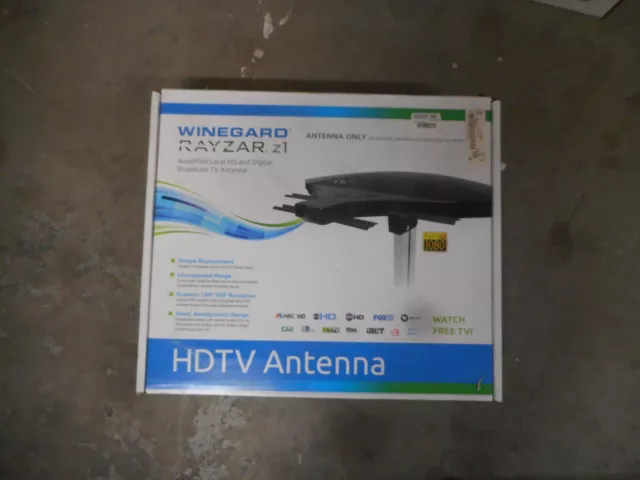 WINEGARD RZ-6000 RAYZAR z1 Amplified Directional Antenna - White $143. ...