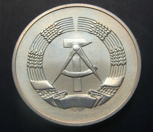 DDR MEDAILLE CA. 33mm BFC Fussballmeister der DDR 1979-1980-1981-1982 ...