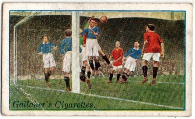 GALLAHER CIGARETTE CARD FOOTBALLERS IN ACTION 1928 No. 26 ARSENAL V ...