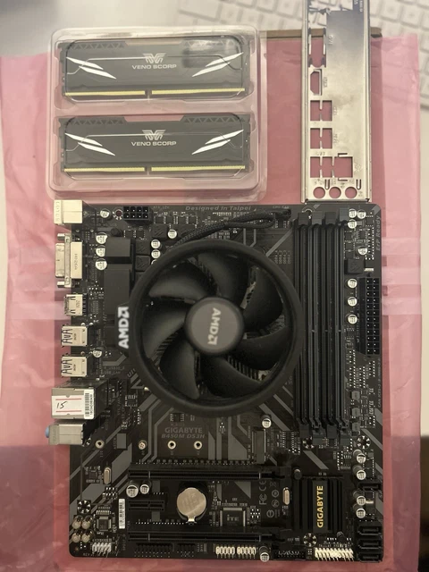 GIGABYTE B450M DS3H Motherboard Bundle | Ryzen 5 3400G | 2x8GB 3200MHz ...