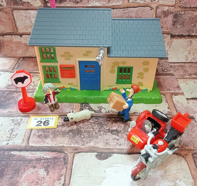 POSTMAN PAT POST Office Pat, Jess & Mrs Goggins Toy Play Set PAT 5 ...