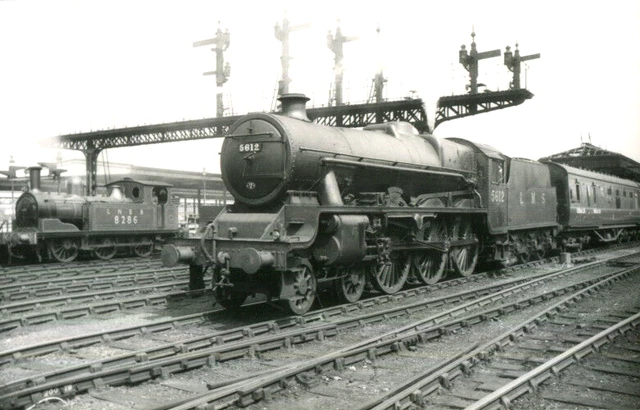 RAILWAY PHOTOGRAPH LMS Jubilee Class 4-6-0 No 5612 JAMAICA at York 1947 ...