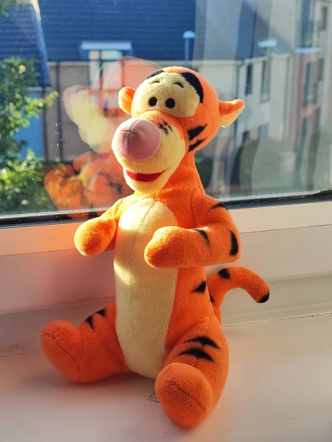 DISNEY CLASSIC TIGGER 10" Plush - Winnie the Pooh Soft Toy £5.99 ...