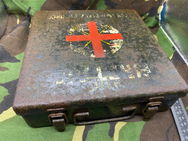 WW2 US ARMY First Aid Box for use in Armoured Fighting Vehicles. £30.00 ...