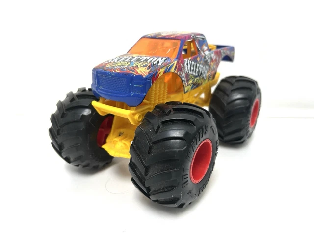 HOT WHEELS MONSTER Jam Skeleton Crew Monster Truck 1.24 Scale Diecast ...