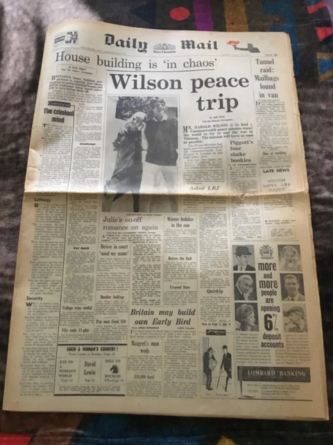 DAILY MAIL NEWSPAPER 18 June 1965 Julie Christie John Lennon John Cowan ...