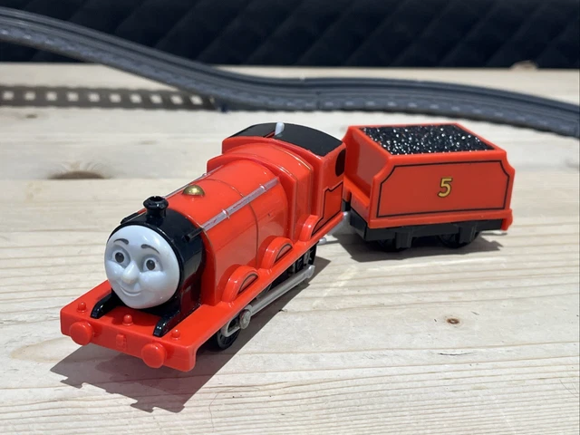 THOMAS TRACKMASTER REVOLUTION JAMES battery train £4.50 - PicClick UK