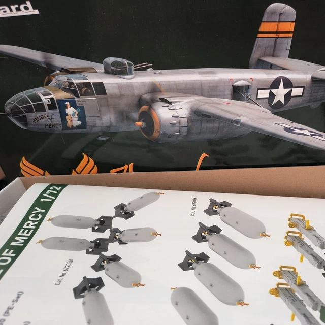 EDUARD B-25 J Mitchell Angel of Mercy Limited Edition 2140 1:72 Bausatz ...