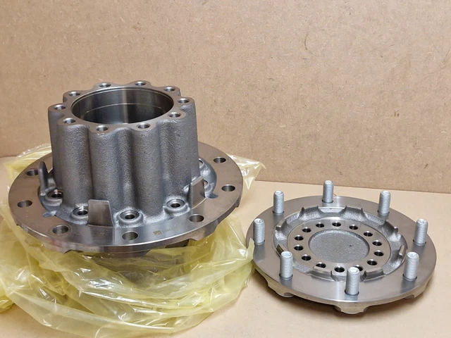 MERCEDES ACTROS 1832L Euro 6 Rear Wheel Hub A9463560201 Genuine ...
