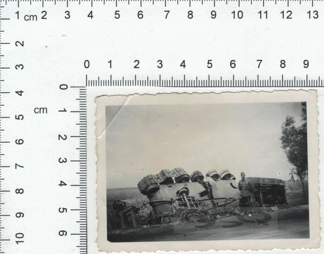 FOTO WK2 WEHRMACHT Schützenpanzer Kettenfahrzeug Bild Front Wagen EUR 5 ...